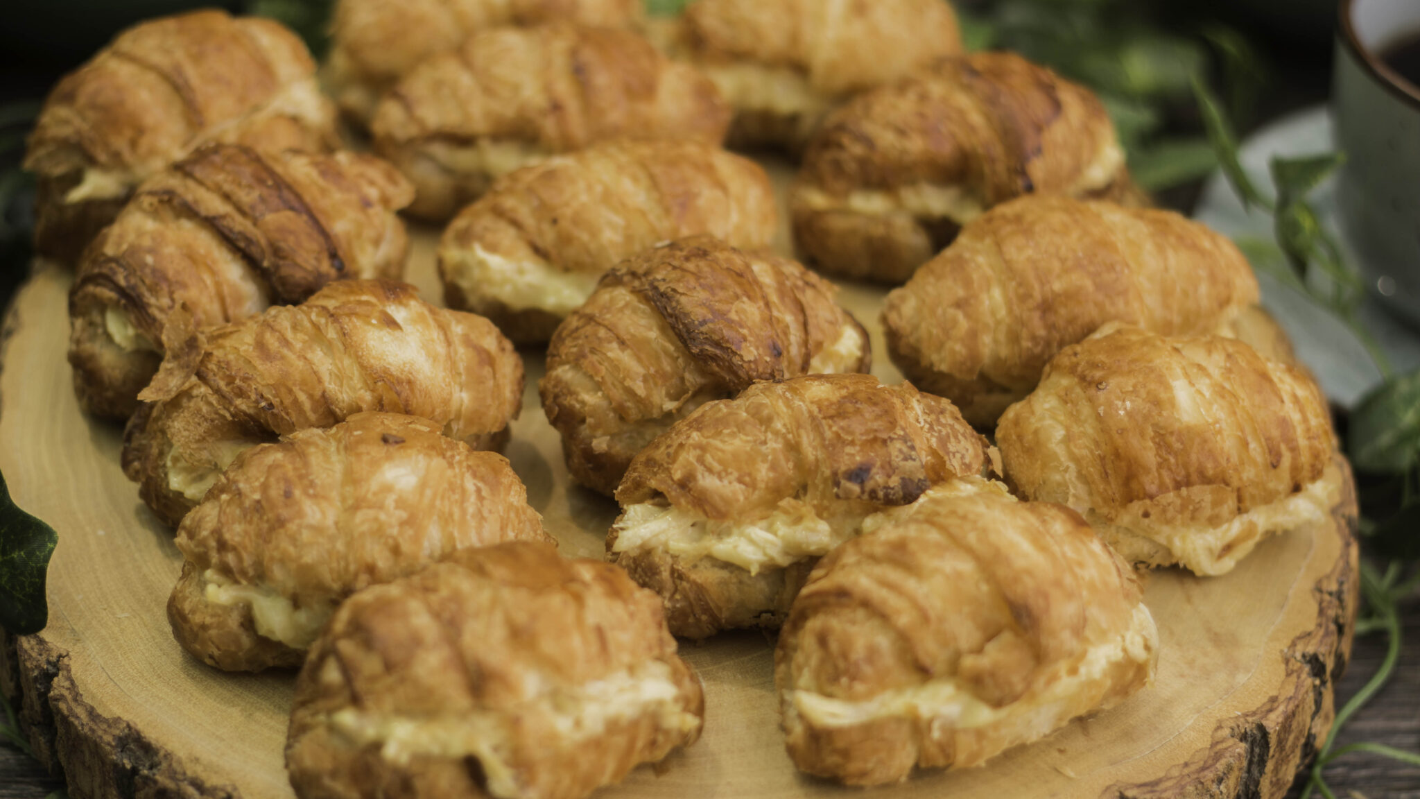 Mini Sandwich Croissant Con Pollo – La Baguetteria Delicatezze